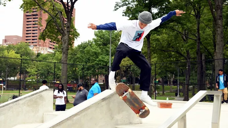 Williamsbridge Oval Skate Park | Skateboards.com